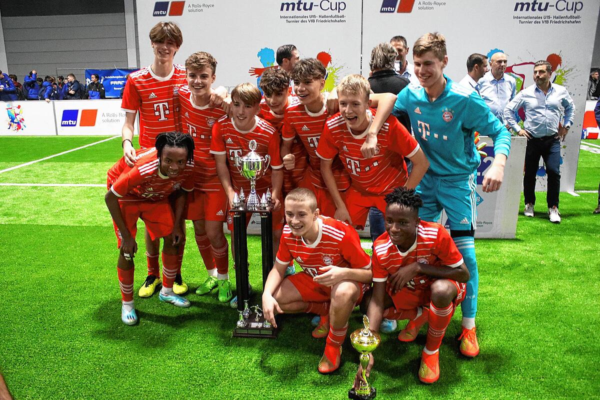 FC Bayern München gewinnt MTU Cup | sweb